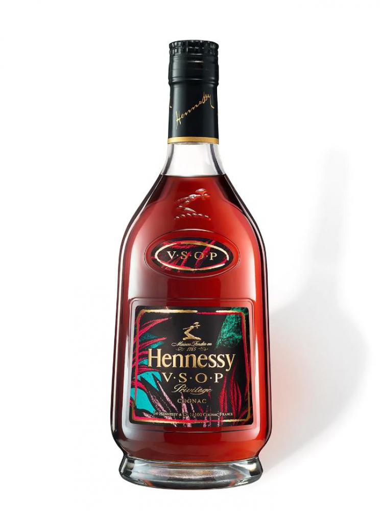 Koniak Hennessy VSOP Holidays Julien Colombier 0,7l cena Koniak Hennessy VSOP Holidays Julien Colombier 0,7l cena